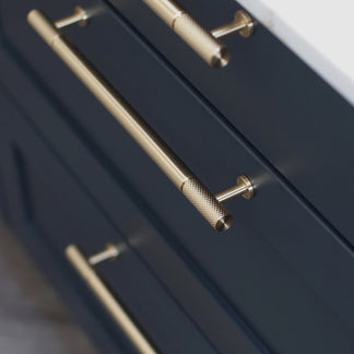 Cranbrook 16mm Pull Bar Handle – Clemo + Finch