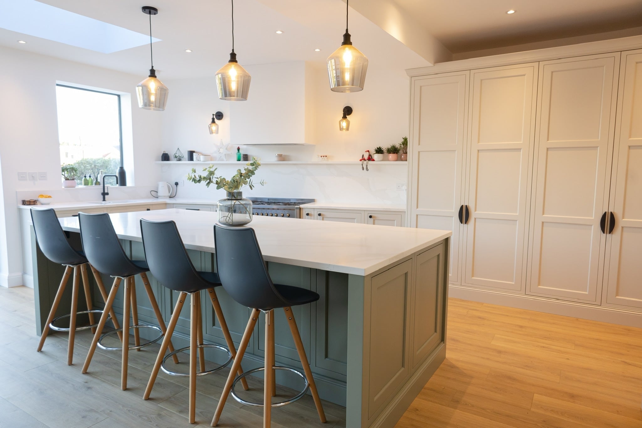 Clemo + Finch – Exquisite Cabinetry Handles